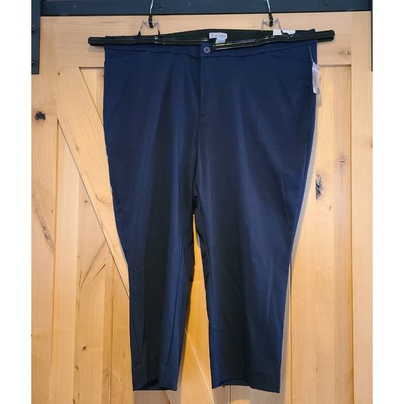 Catherines | Pants & Jumpsuits | New Catherines Universal Capri Womens ...